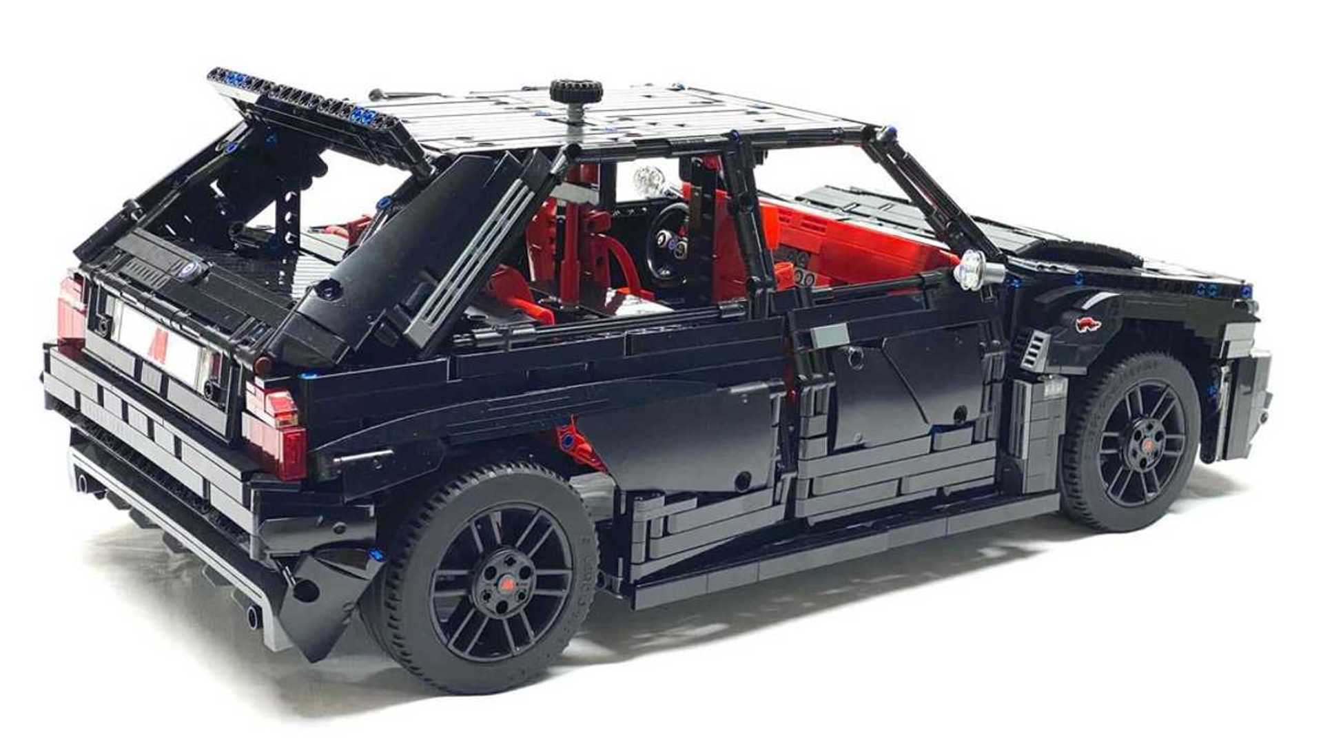 ¿Construirías un Lancia Delta Futurista de 4.379 piezas?