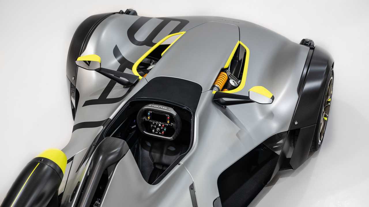 BAC celebra su Mono número 150 con una decoración de ciencia ficción