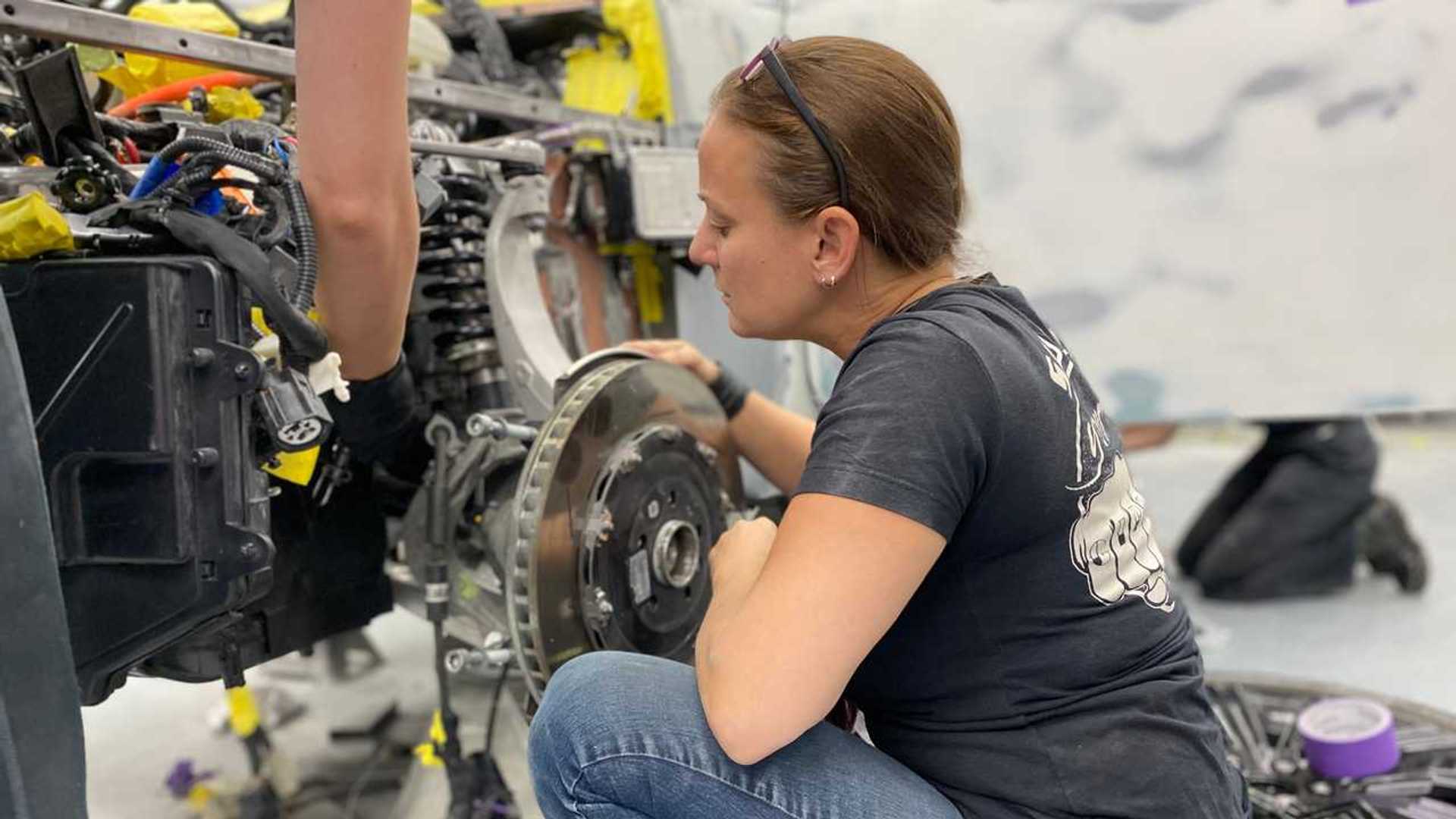 Volvo And Girl Gang Garage Team Up On SEMA Build To Knock Down Barriers