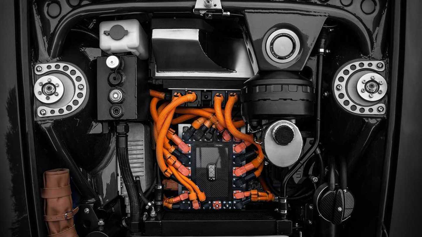 Tutto su Totem Automobili e le sue auto. Supercar italiane crescono