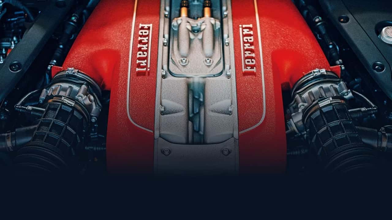 La nuova Ferrari V12 debutta domani, ecco come canta