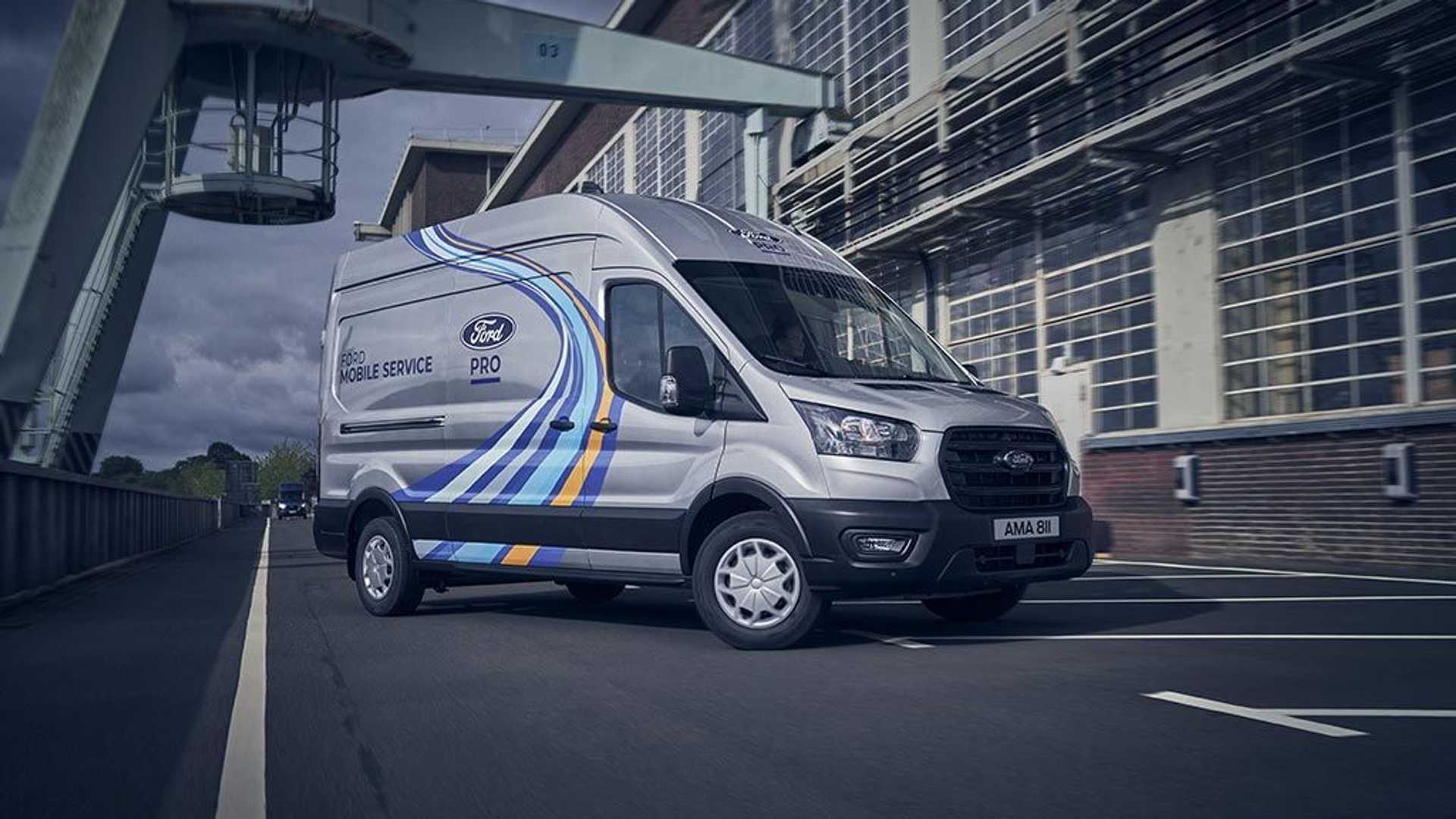 Ford Pro: marca lança sistema de serviços para veículos comerciais