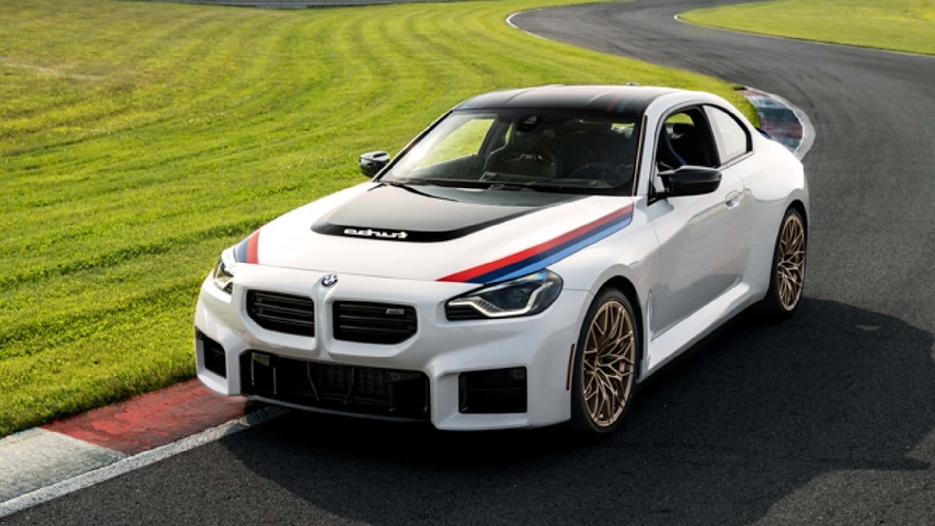 La BMW M2 s'habille aux couleurs de la 2002 Turbo