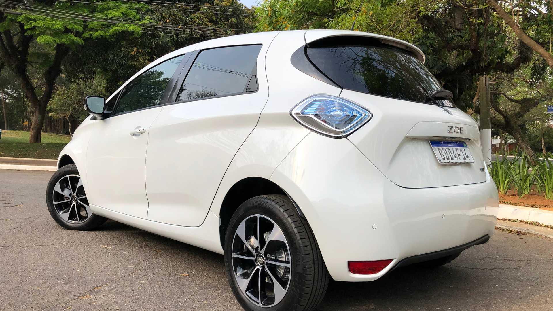 Teste: Renault Zoe mostra que ser elétrico é normal