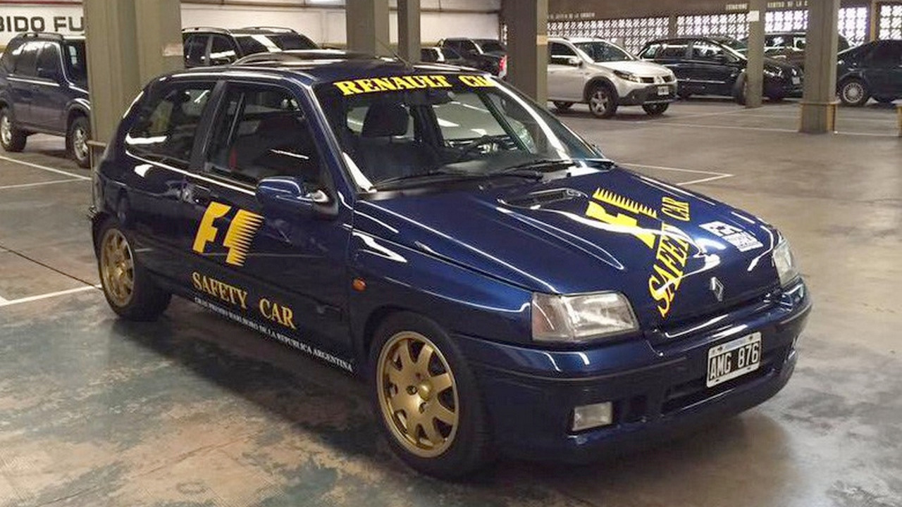 Renault Clio Williams, safety car da F1 Argentina, está à venda