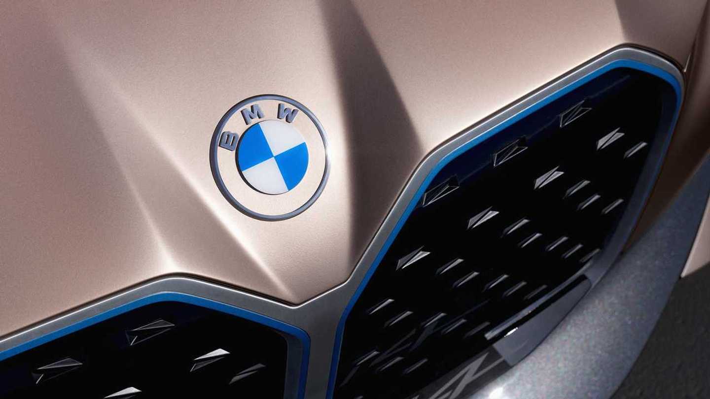 BMW i4 Concept EV Debuts: Big Grille, Bigger Power, 270-Mile Range