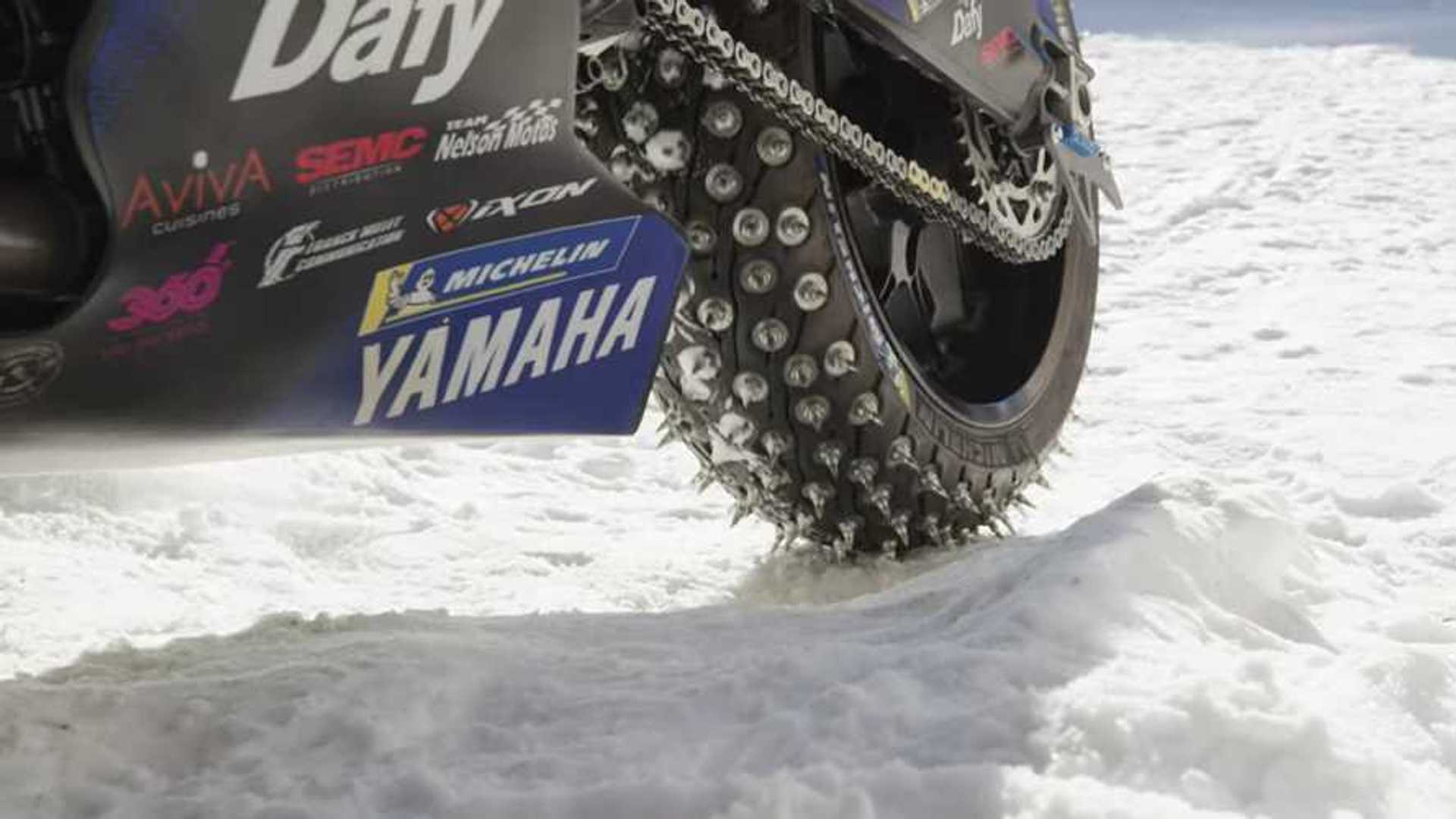Watch This Guy Hit The Snowy Slopes In Style On A Yamaha R1