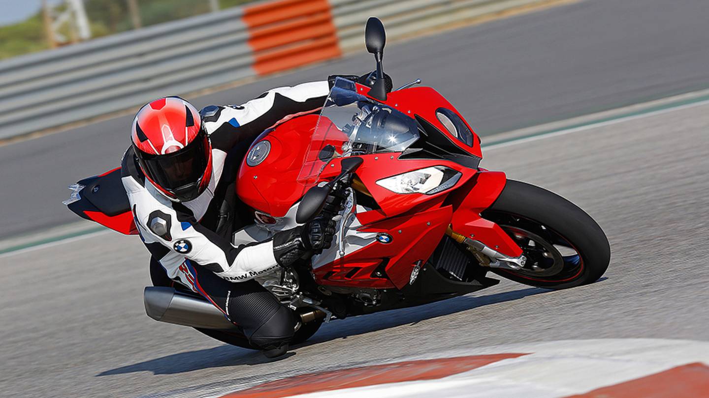 BMW's Fast Bike Just Got Faster: the 200hp 2015 BMW S1000RR - 2014 Intermot