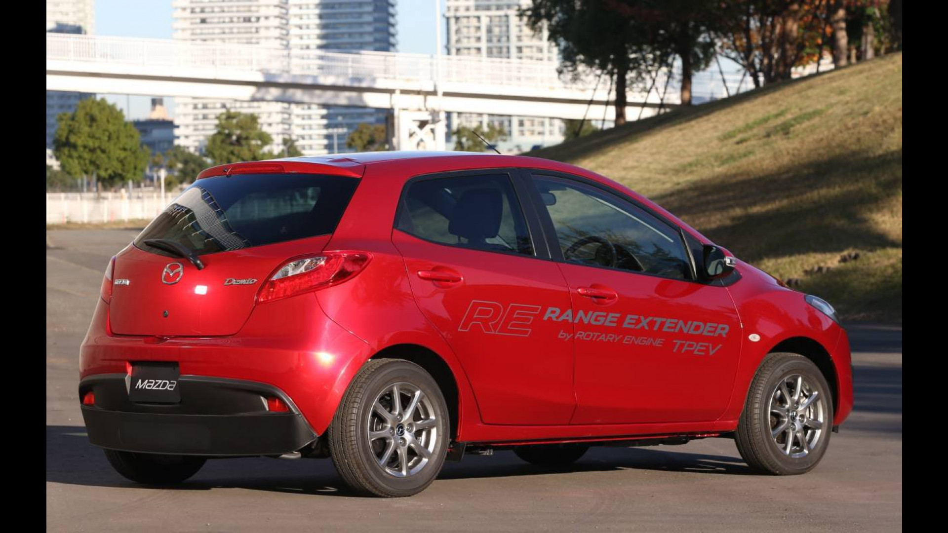 Mazda2 EV Range Extender, elettrica e rotativa