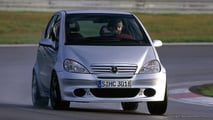 Mercedes A 38 AMG: Zwei Motoren für Mika und David