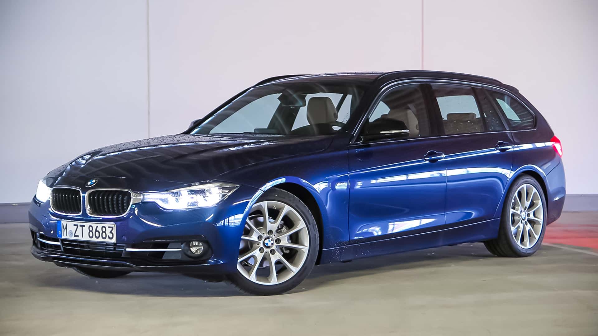 BMW 318i (F30, 2015-2018): Es gab mal einen Dreizylinder im 3er