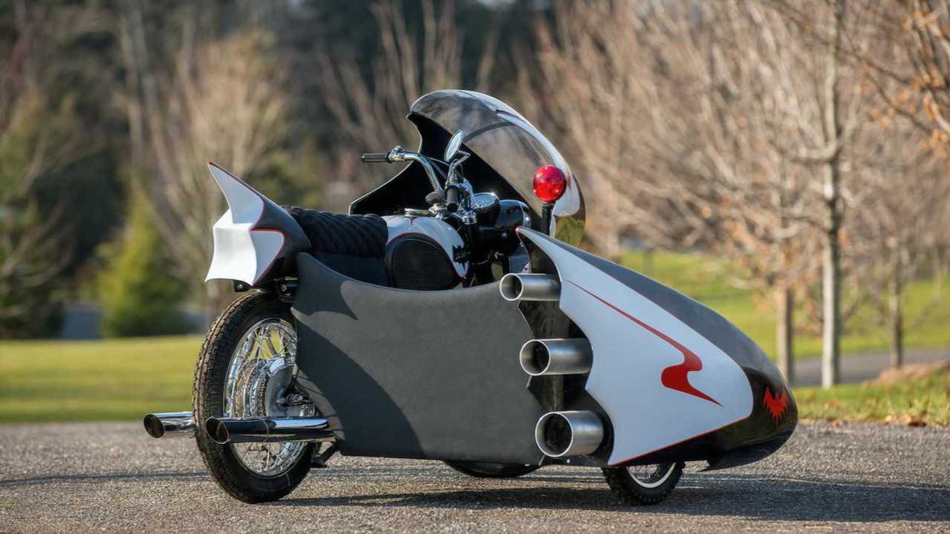 Esta réplica del sidecar de Batman se subasta y tiene truco