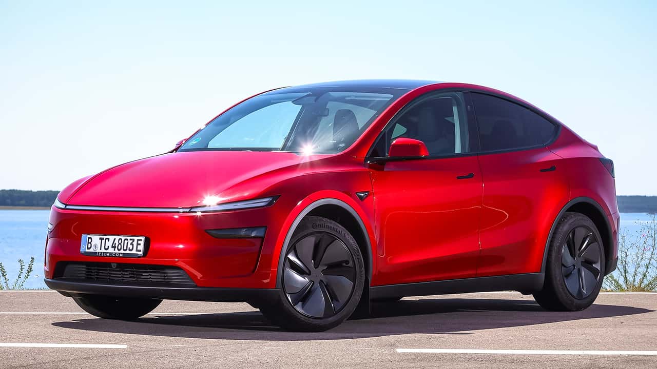 Tesla Model Y (2025) im Test: Das Facelift soll es richten