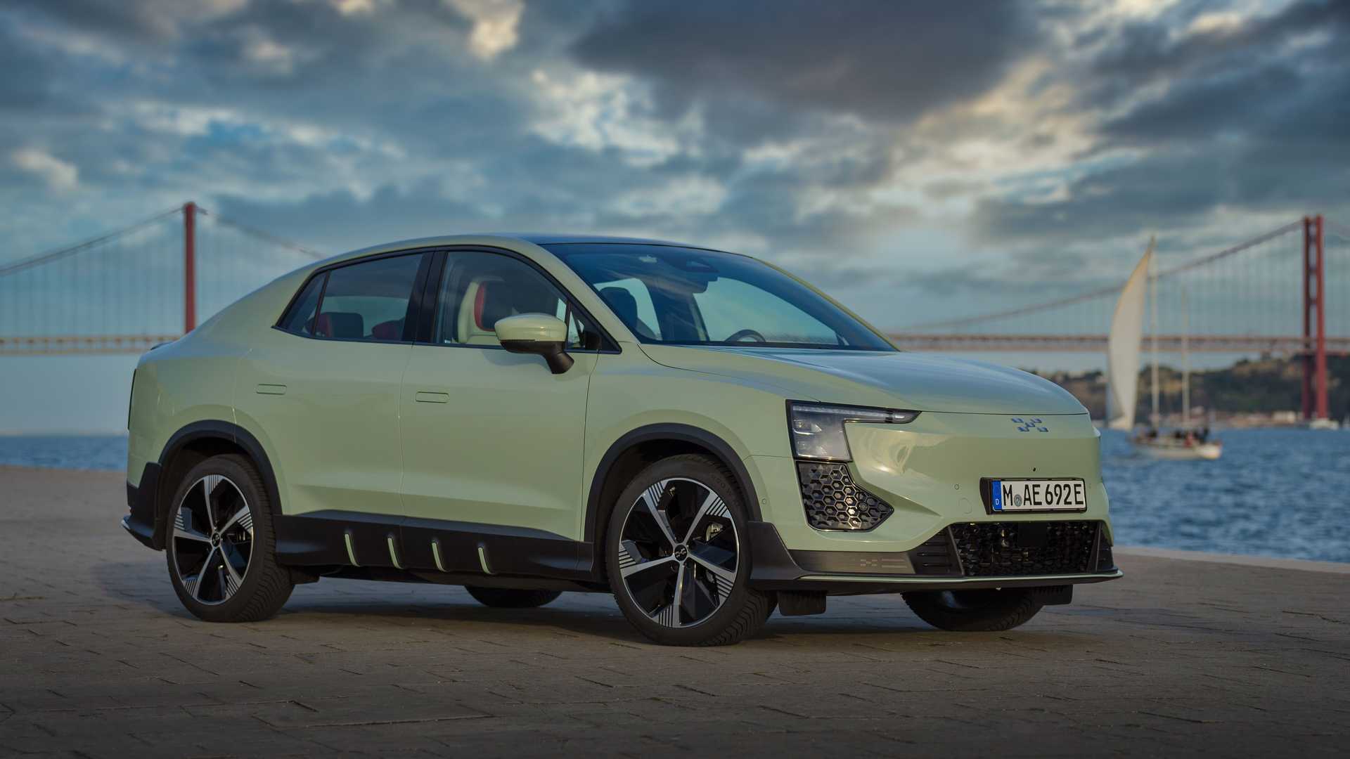 Noticias y pruebas del Aiways U6 | Motor1.com España