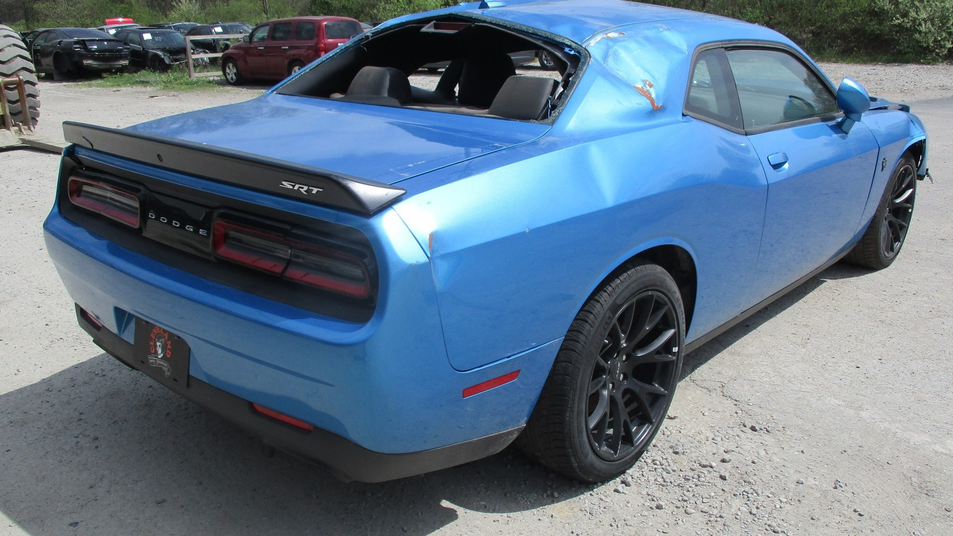 Fin de parcours prématuré pour une Challenger Hellcat quasi-neuve