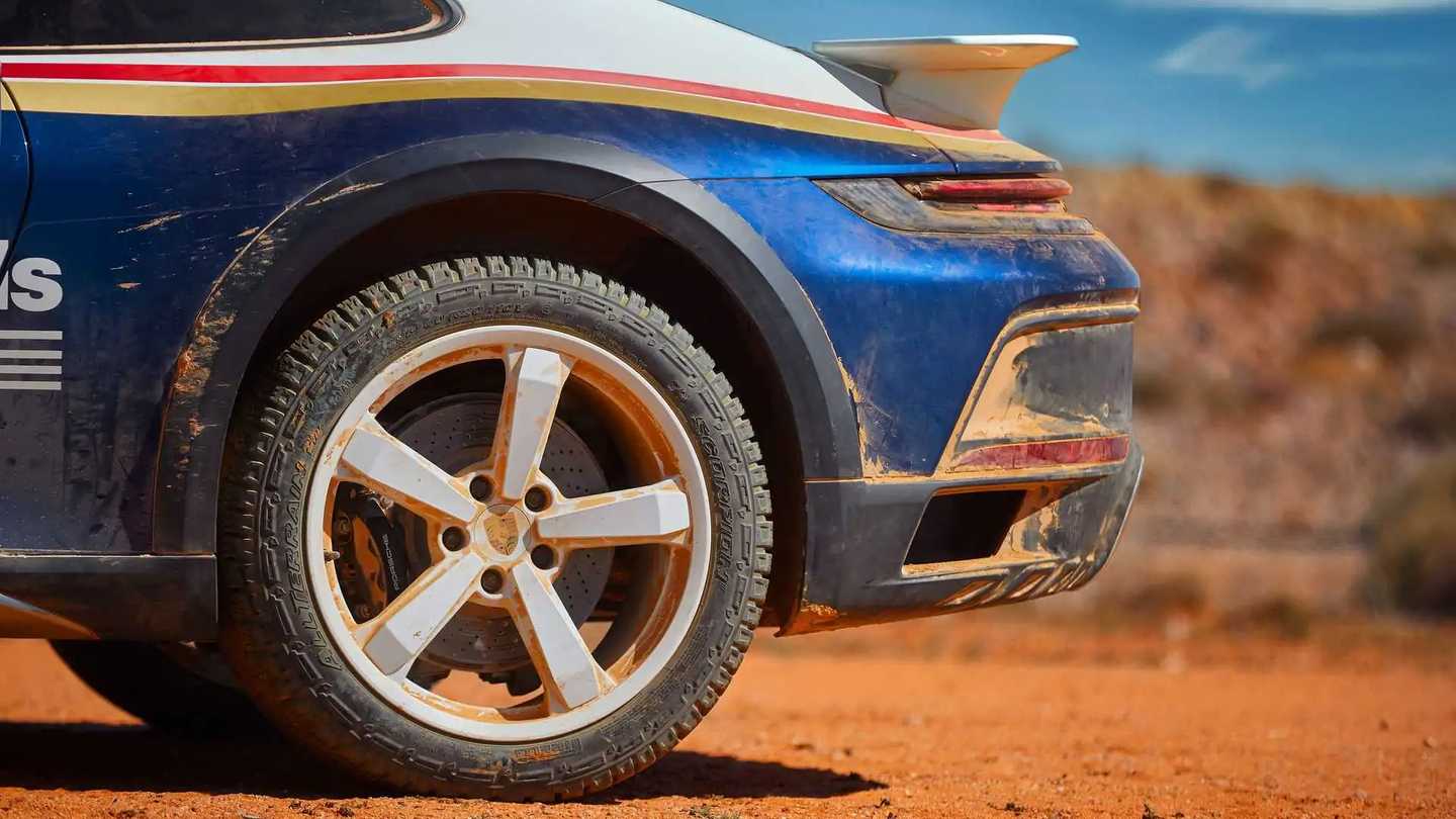 2023 Porsche 911 Dakar Debuts In LA With Three-Inch Lift, 473 HP