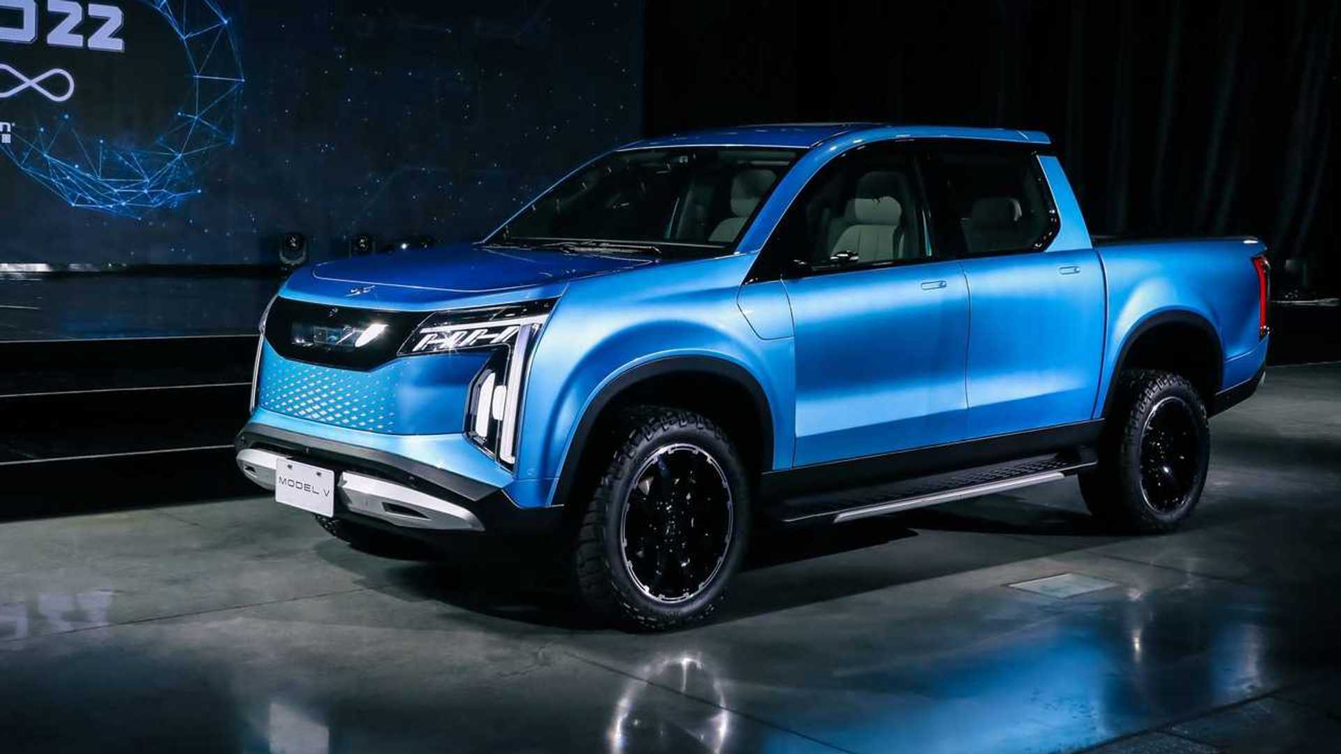 Foxtron Model V: Neuer Elektro-Pick-up mit einer Tonne Nutzlast