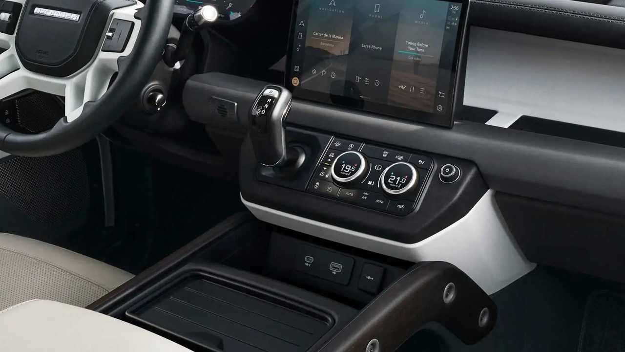 Land Rover Defender Interior 2022