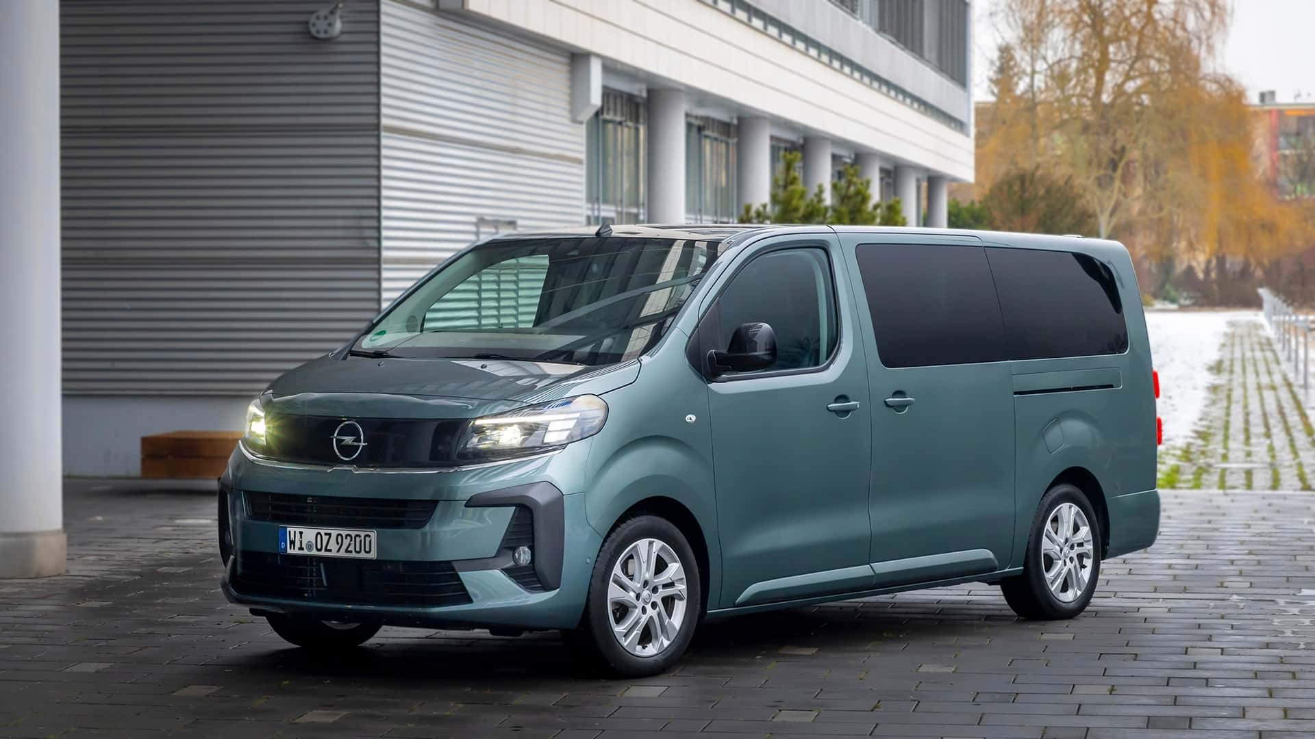 Photos: Oper Zafira Diesel 2,2 l 180 ch (2026) | Motor1.com