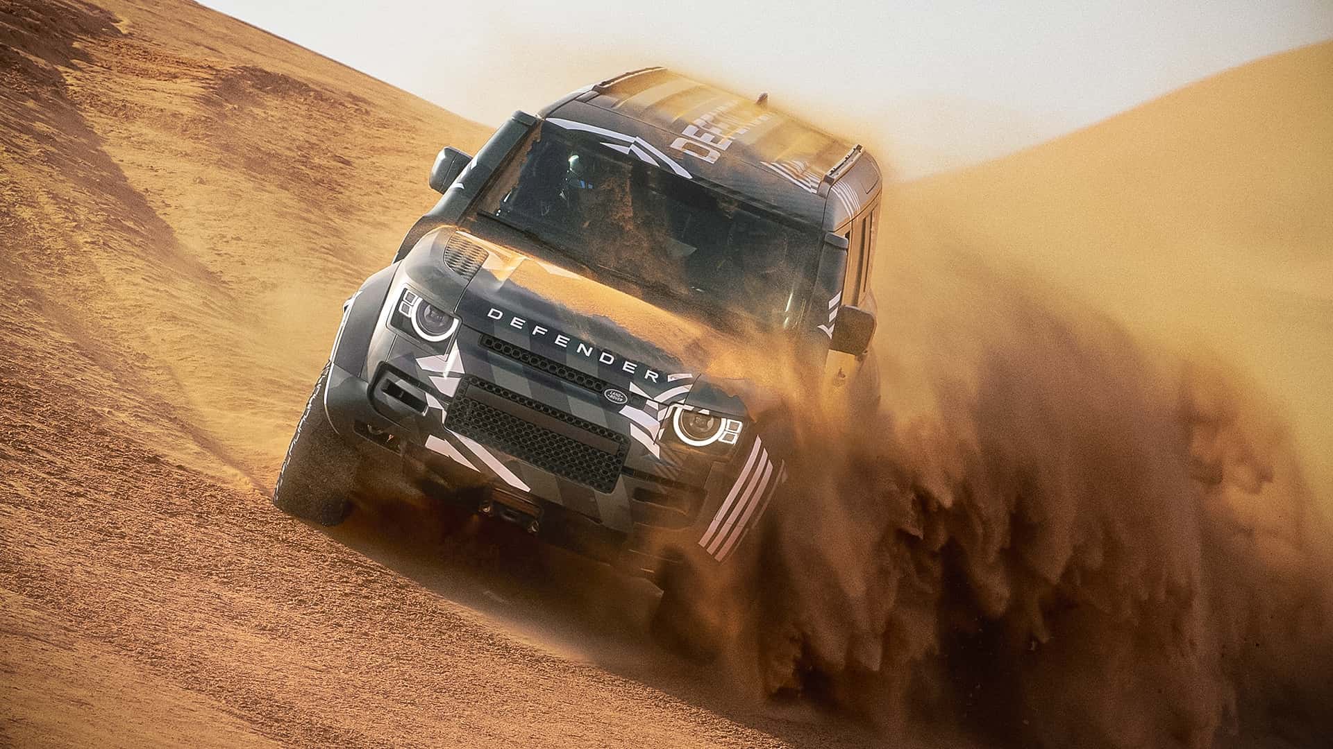 Land Rover Defender D7X‑R tobt sich in Dakar-Test aus