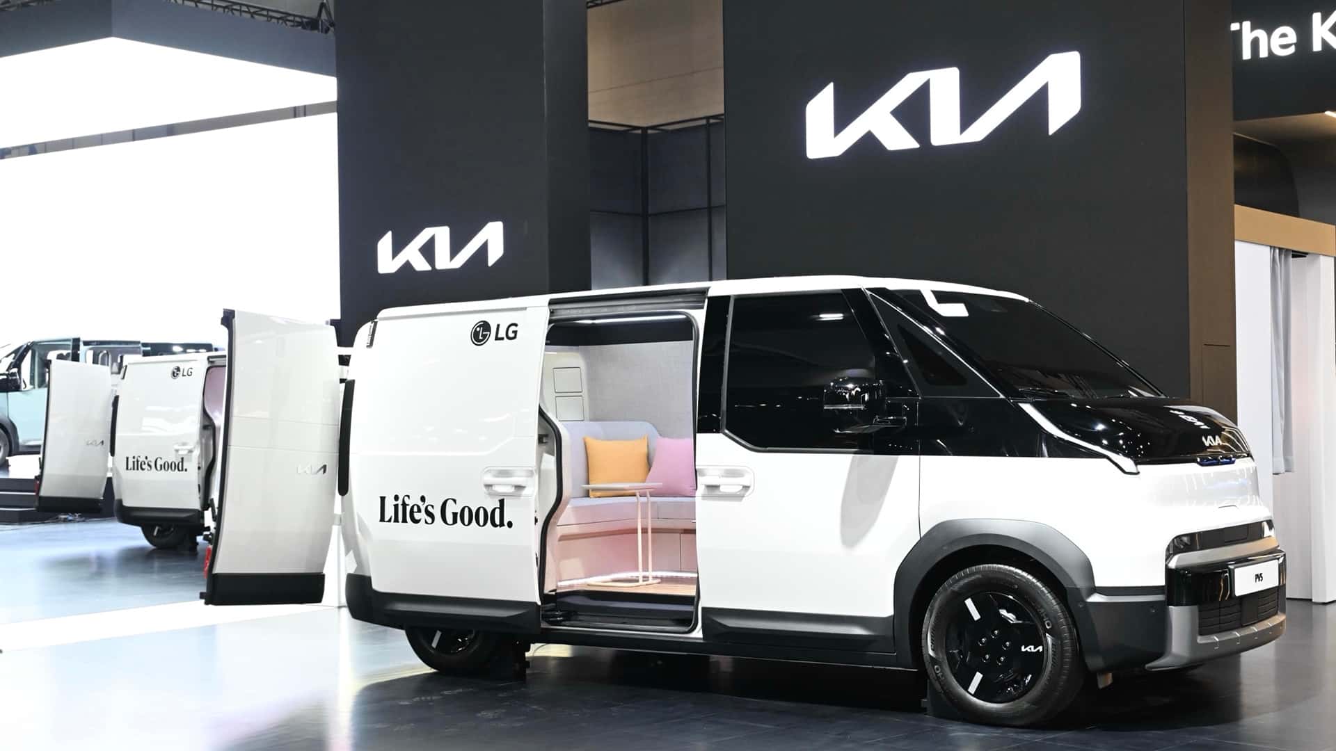 Kia e LG presentano i concept PV5 Spielraum dotati di AI