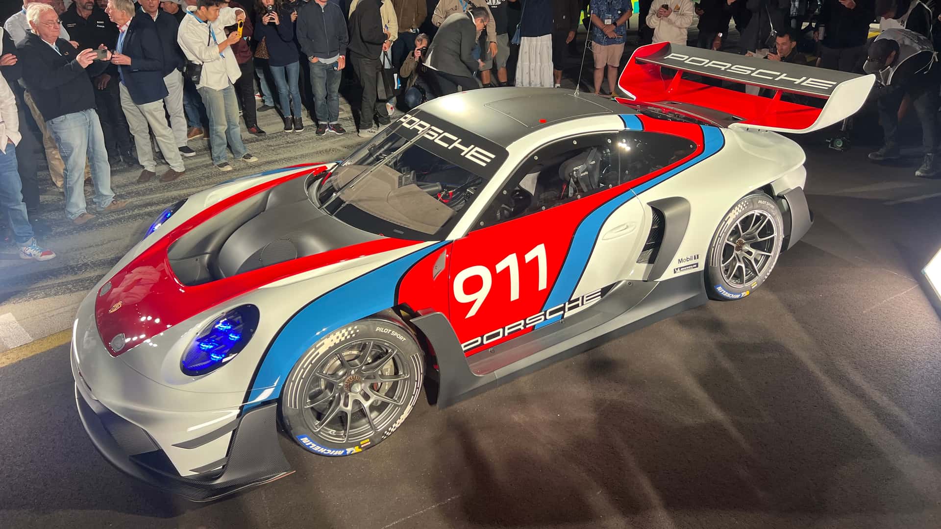 Porsche 911 GT3 R Rennsport Debuts With 611 Bhp 859 Price Tag Porsche 911 GT3 R Rennsport Debuts With 611 Bhp 859 Price Tag