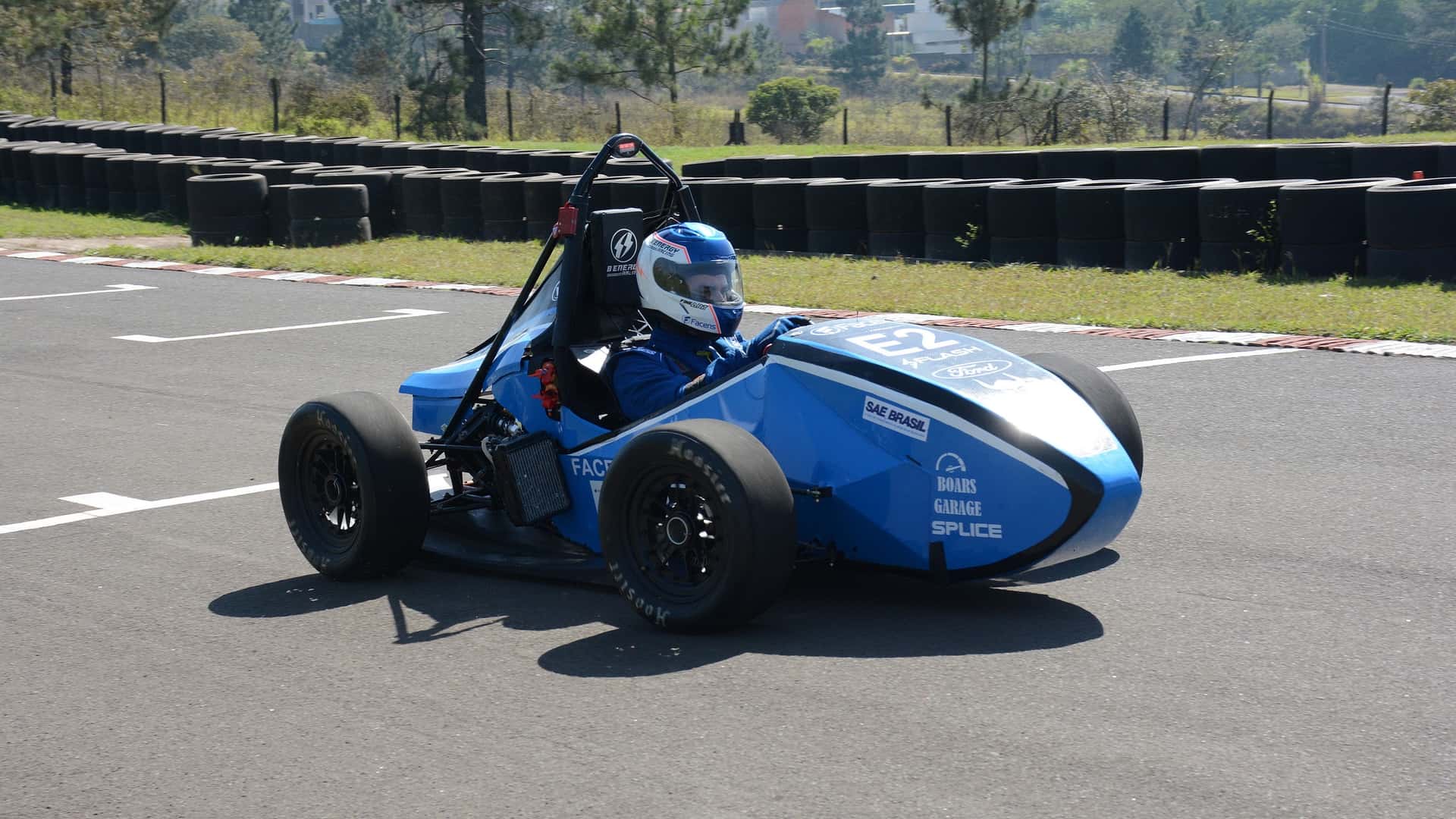 Fórmula SAE Brasil 2024: 70 equipes em busca da inovação