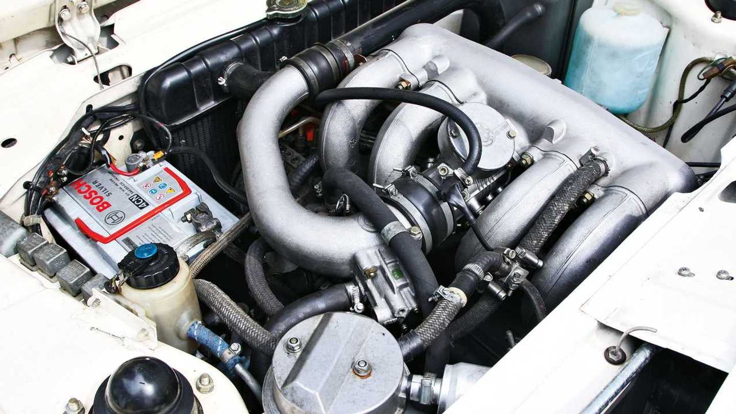 Os primeiros modelos turbo de algumas marcas na história