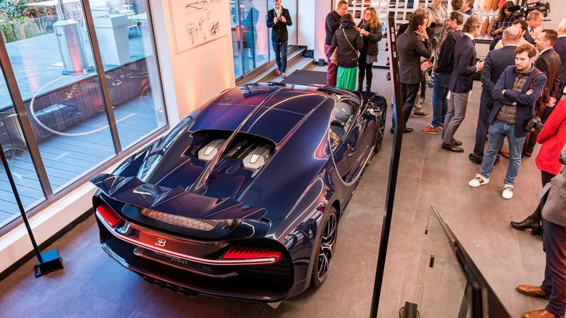 Bugatti inaugure son nouveau showroom en région parisienne