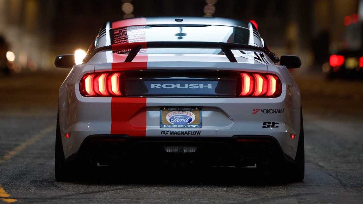 Retro tasarımlı bu Ford Mustang GT, SEMA fuarında yerini alacak