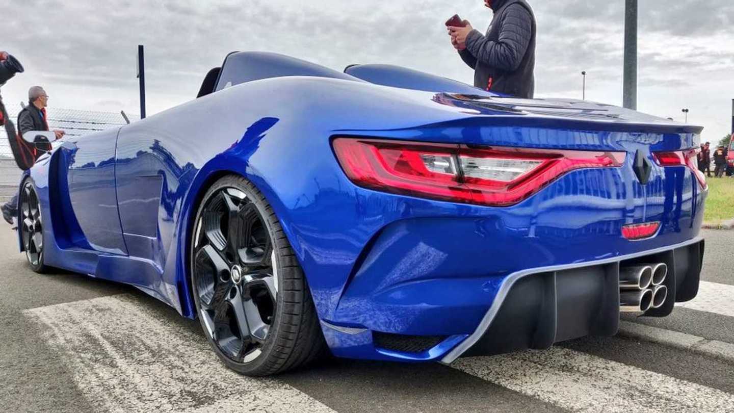 Quel est cet étrange speedster Renault