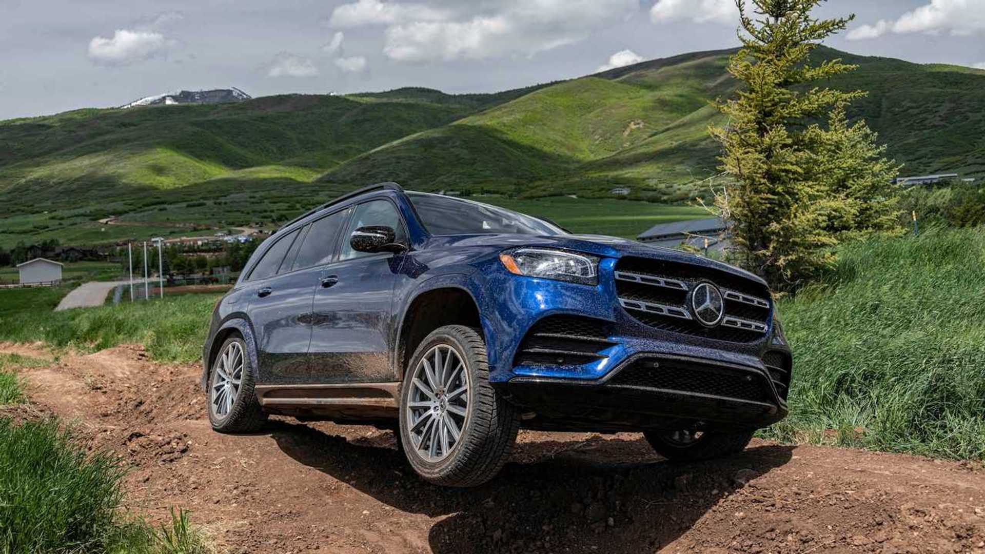 The 2020 Mercedes-Benz GLS Is Surprisingly Good Off Road