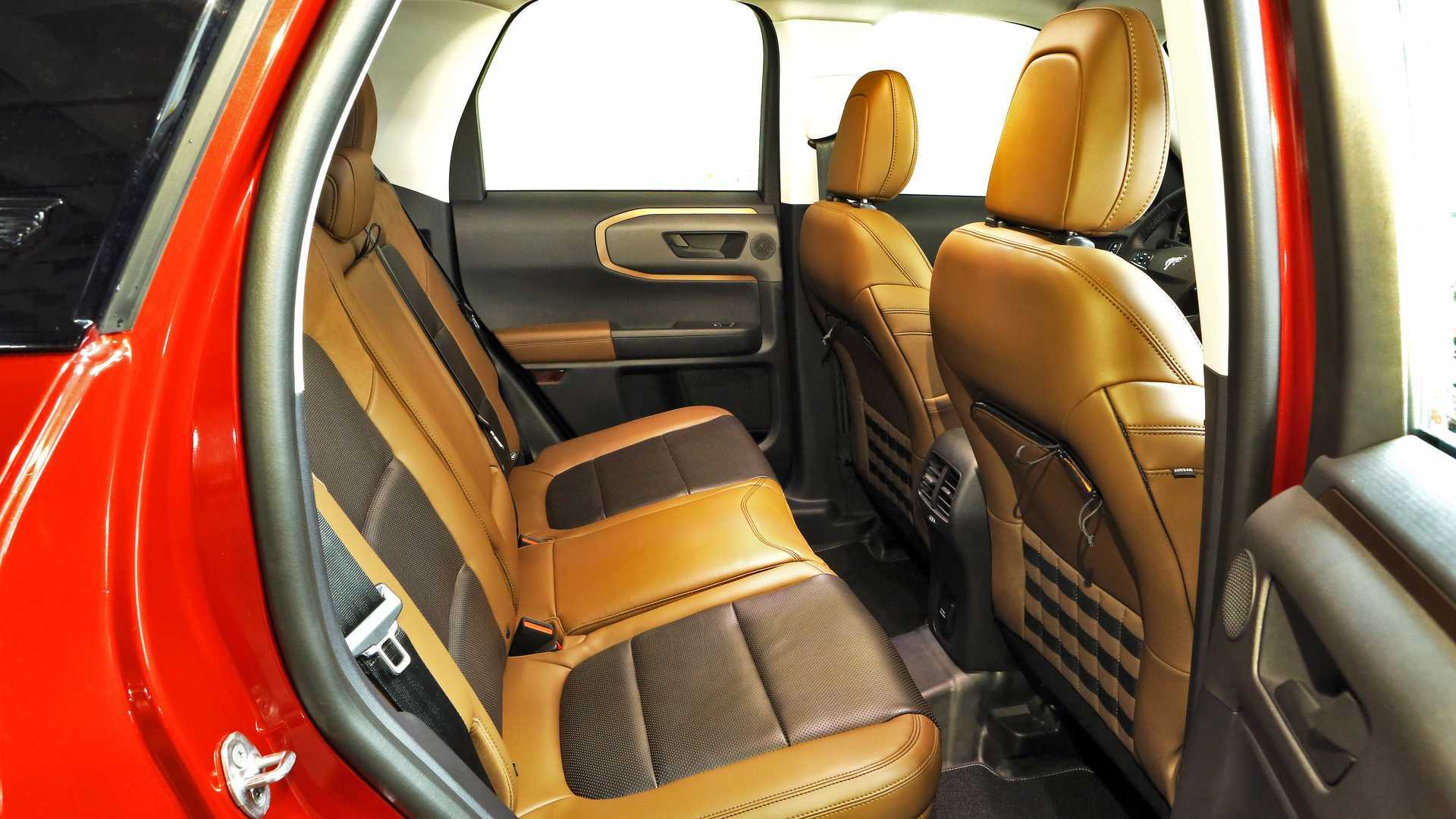 Ford recicla plástico do oceano para fazer peças do Bronco Sport