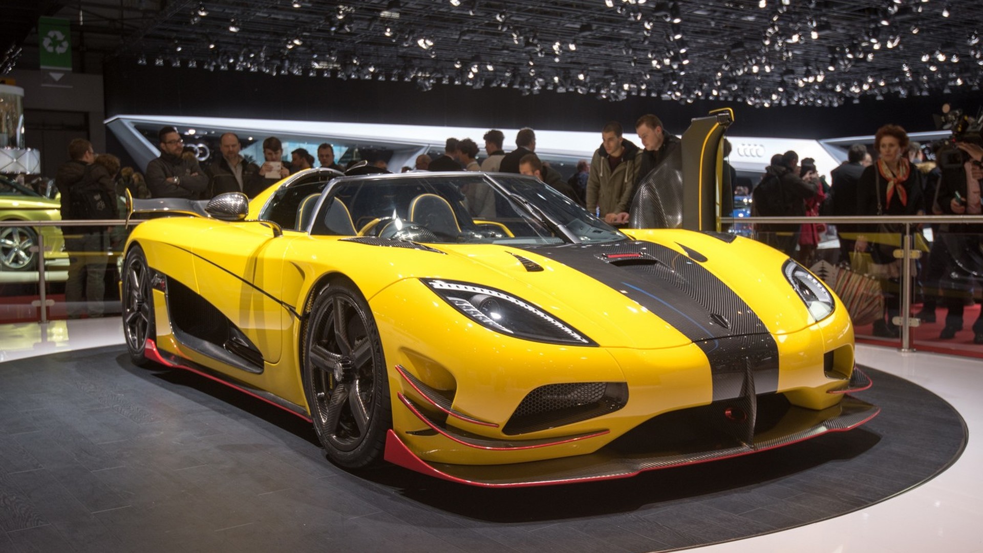 Koenigsegg insinua quebra de recorde de velocidade com o Agera RS
