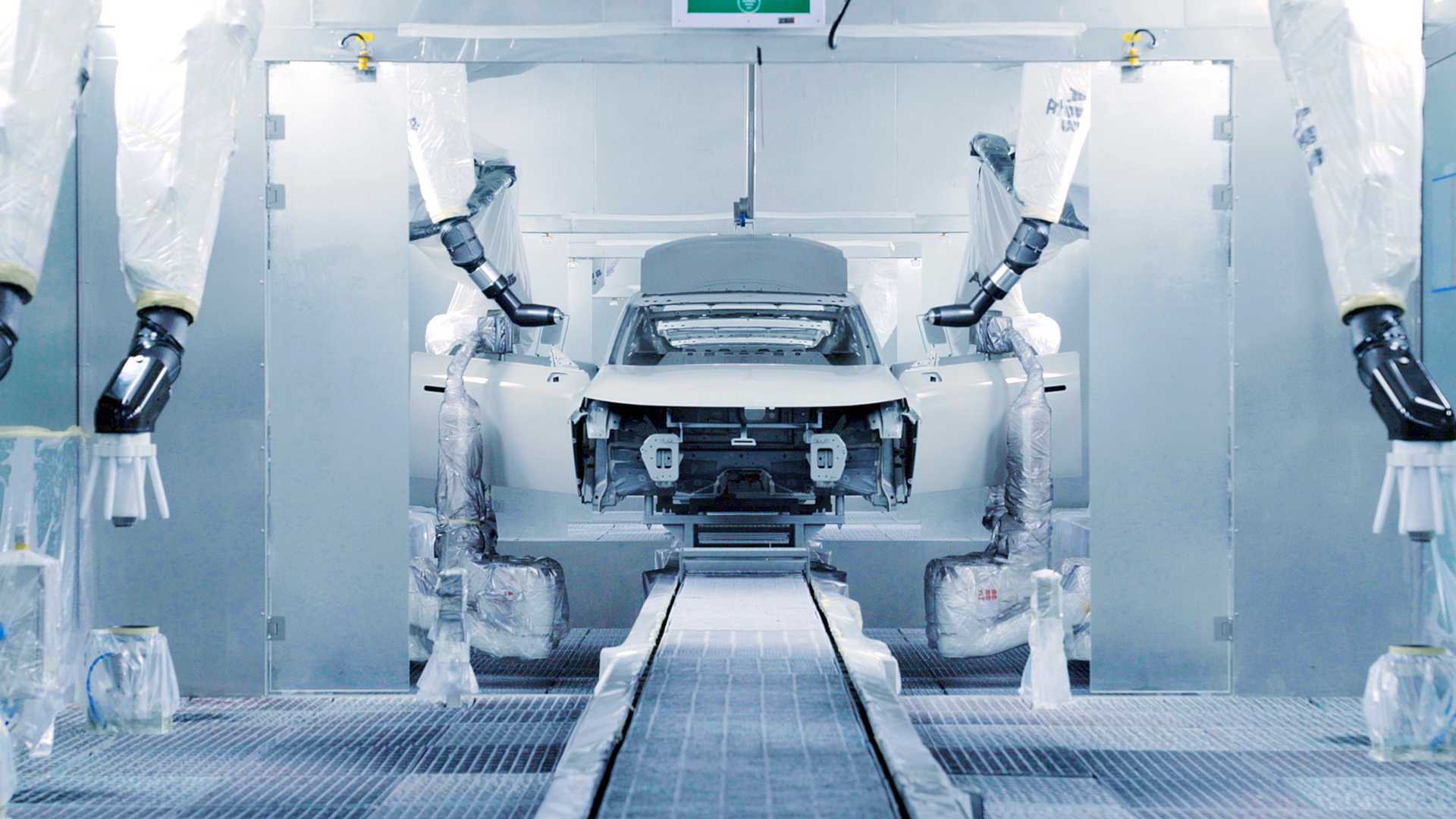 Anti-Tesla, Xpeng Motors inaugura fábrica de última geração na China