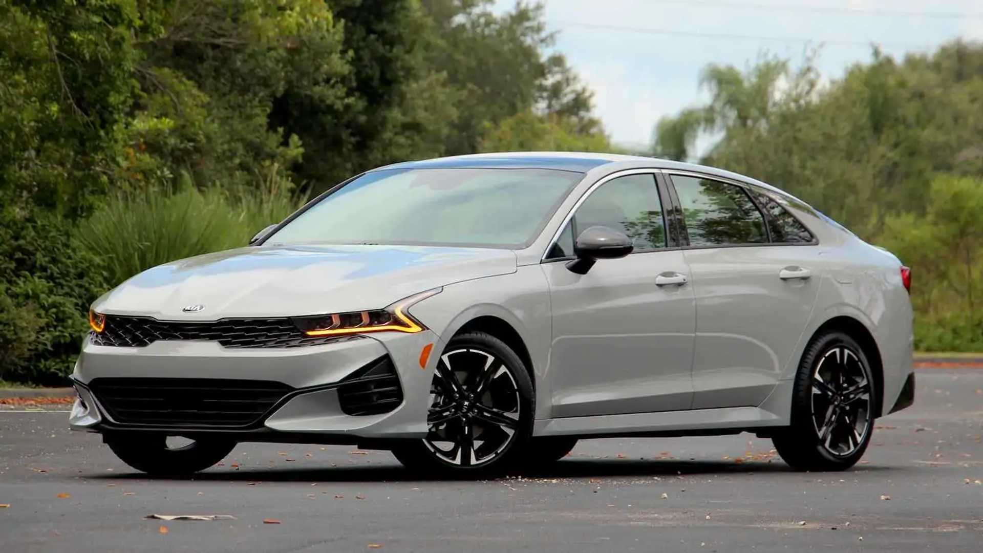 Watch A Kia K5 Land A Flat Spin 360 Degree Jump Between Two Ramps 
