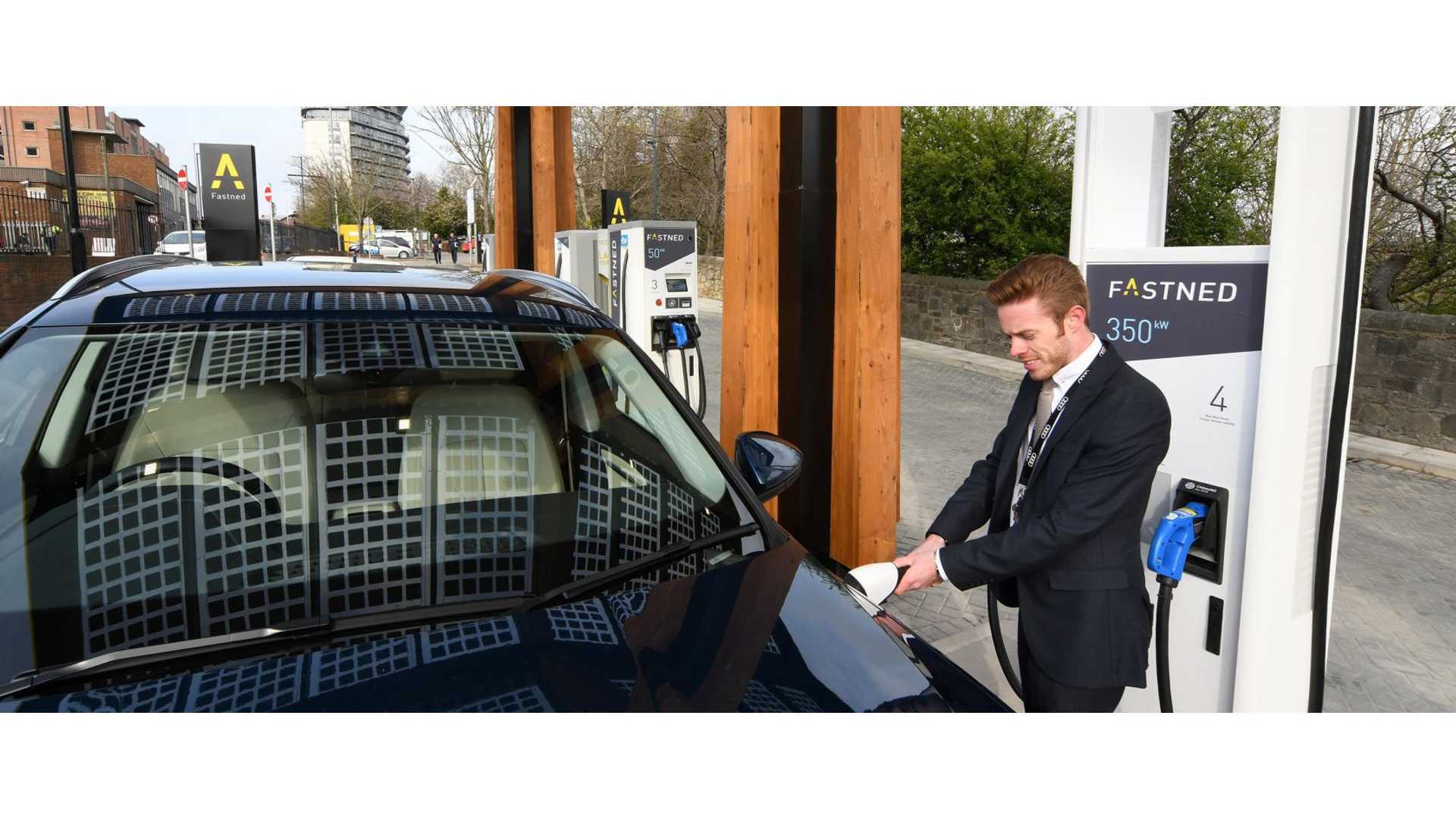 Fastned Opens Its First 350 kW Charging Station In The UK | InsideEVs ...