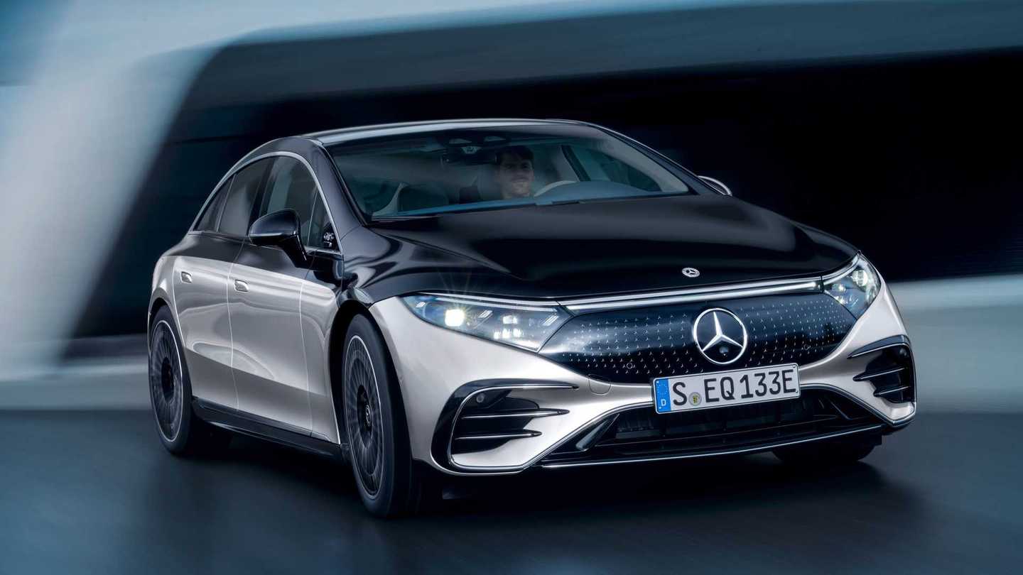Tesla Model S vs Mercedes EQS: chi vince la sfida dell'aerodinamica?