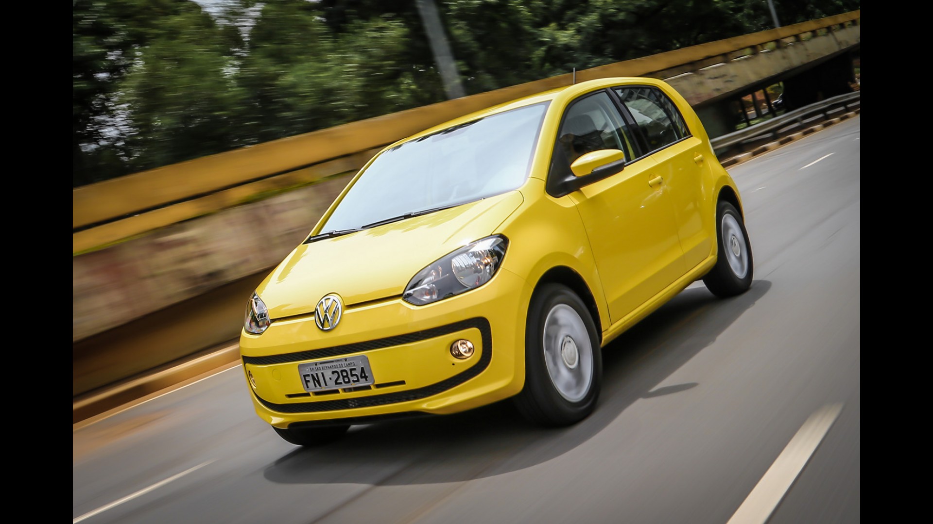VW Fox e up! foram descartados na Índia: um é grande e o outro caro