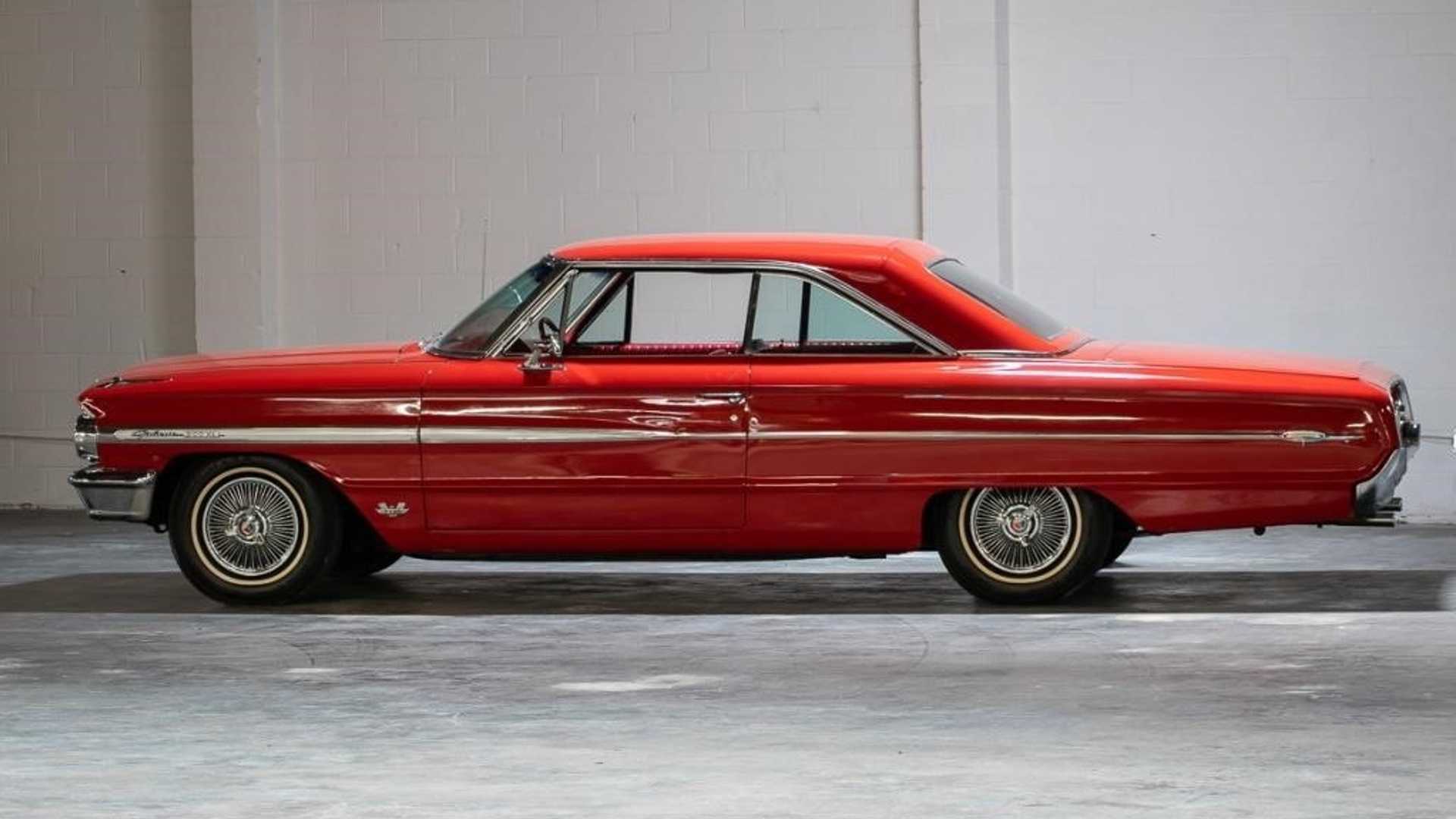 The Watson Collection Nets $3.2M, 1970 Hemi 'Cuda Top Seller | Motorious