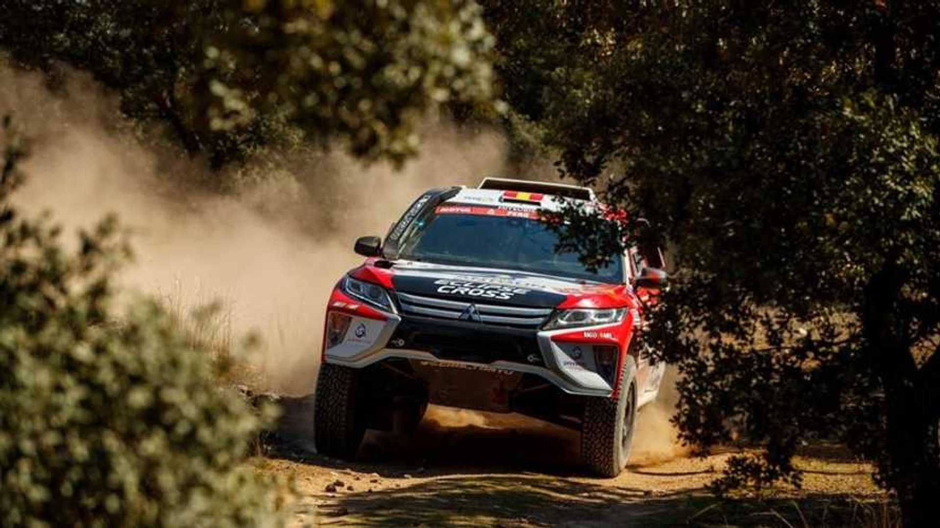 Vídeo: prueba del Eclipse Cross DKR de Cristina Gutiérrez