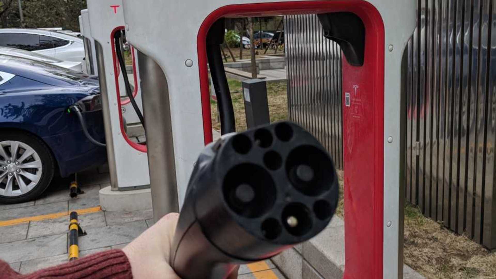 Tesla added 200 Supercharger stations on mainland China in H1 2022 ...