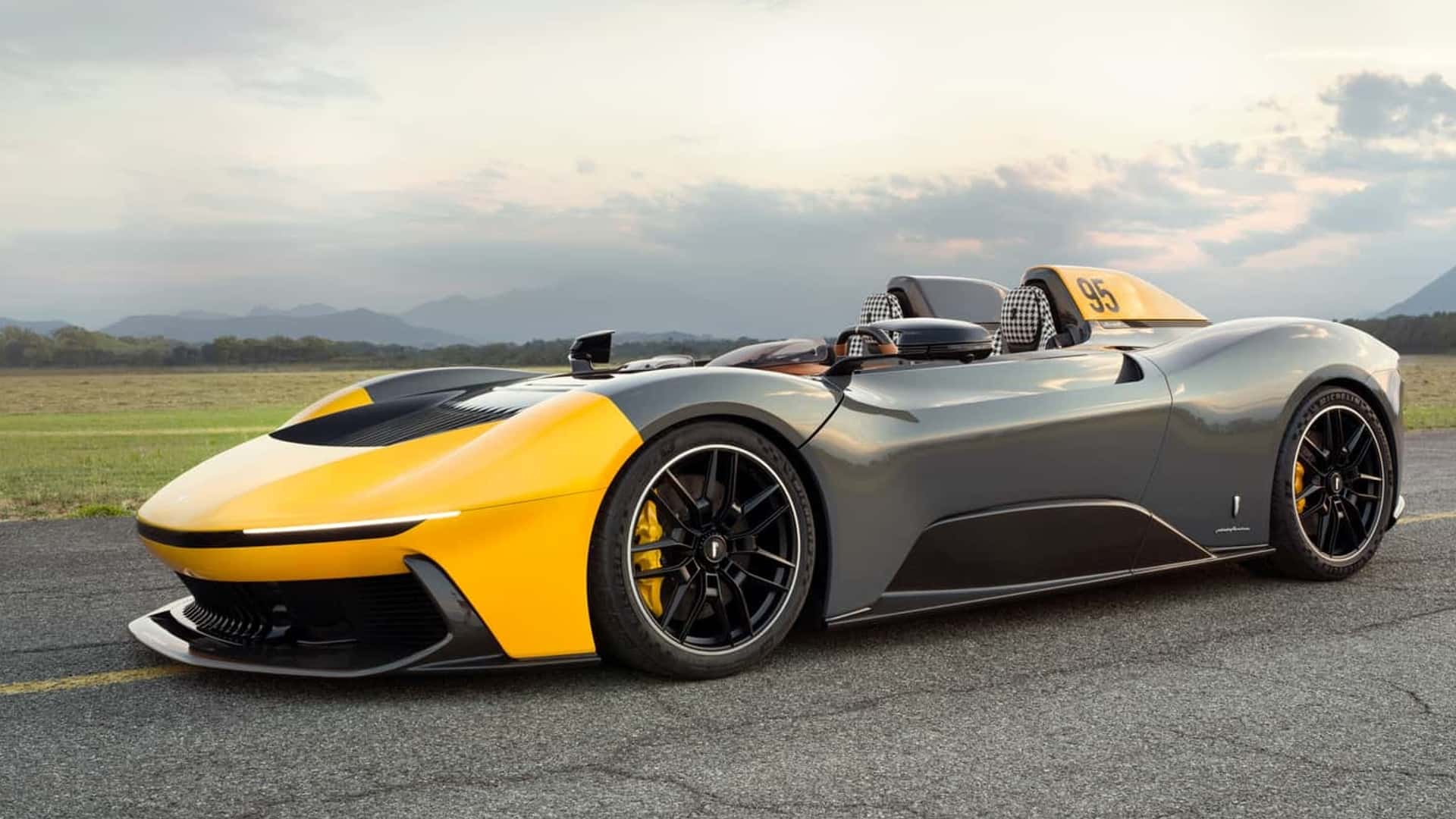 Pininfarina B95: Offen und ohne Frontscheibe, aber mit 1.400 kW