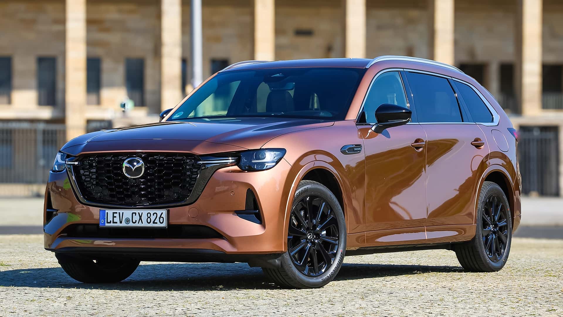 Mazda CX-80 (2025) im Test: Sieben Sitze, sechs Zylinder, null ...