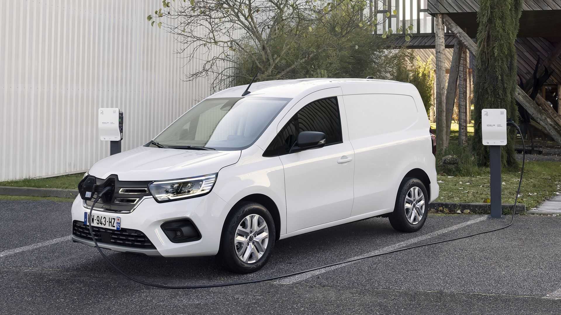 Le caratteristiche dei van Renault Kangoo e Master E-Tech Electric