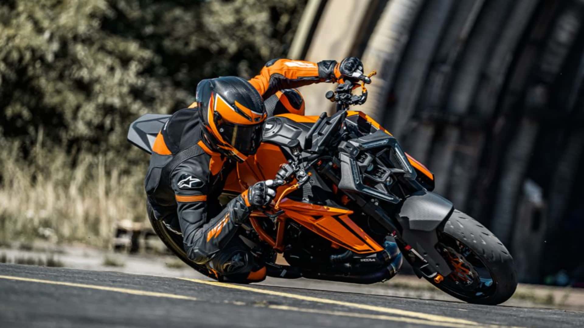 Bajaj compra a KTM: entenda o impacto no mundo das motos