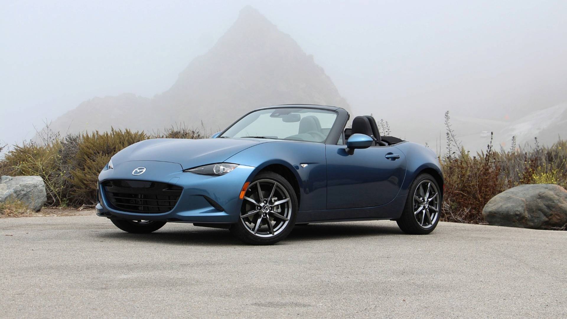 2019 ND in EMERGENCY SIGNAL BLUE - MX-5 Miata Forum