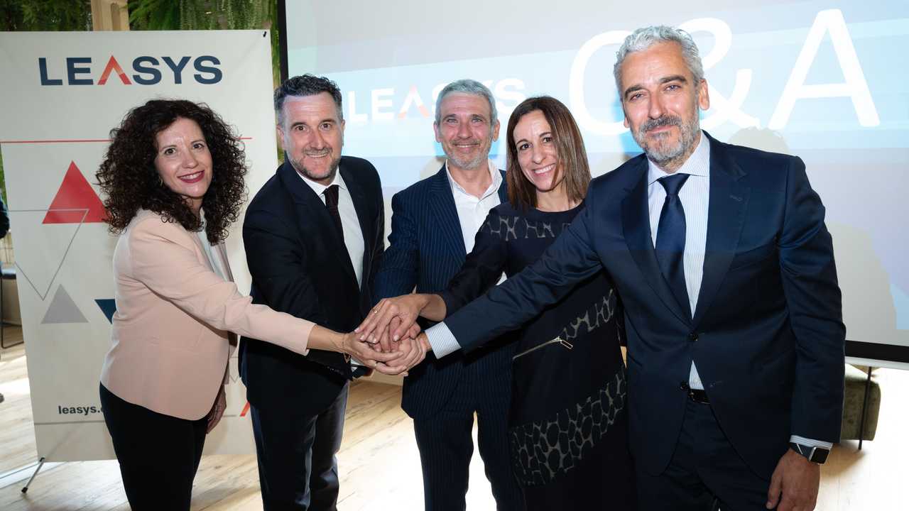 Leasys, la nueva solución de movilidad de Stellantis, llega a España