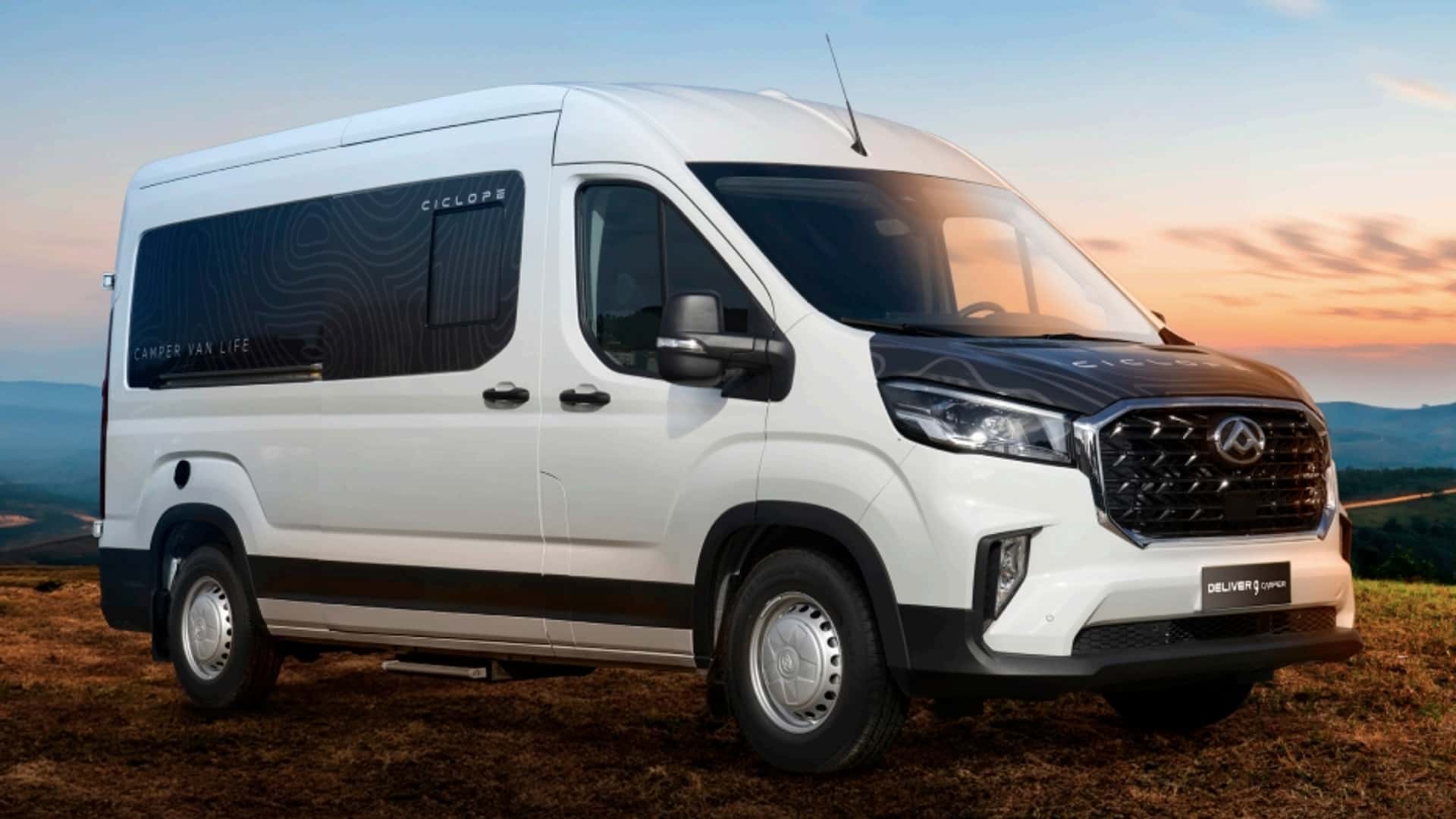 Foto: Camper Maxus Ciclope Mencia 230 | Motor1.com