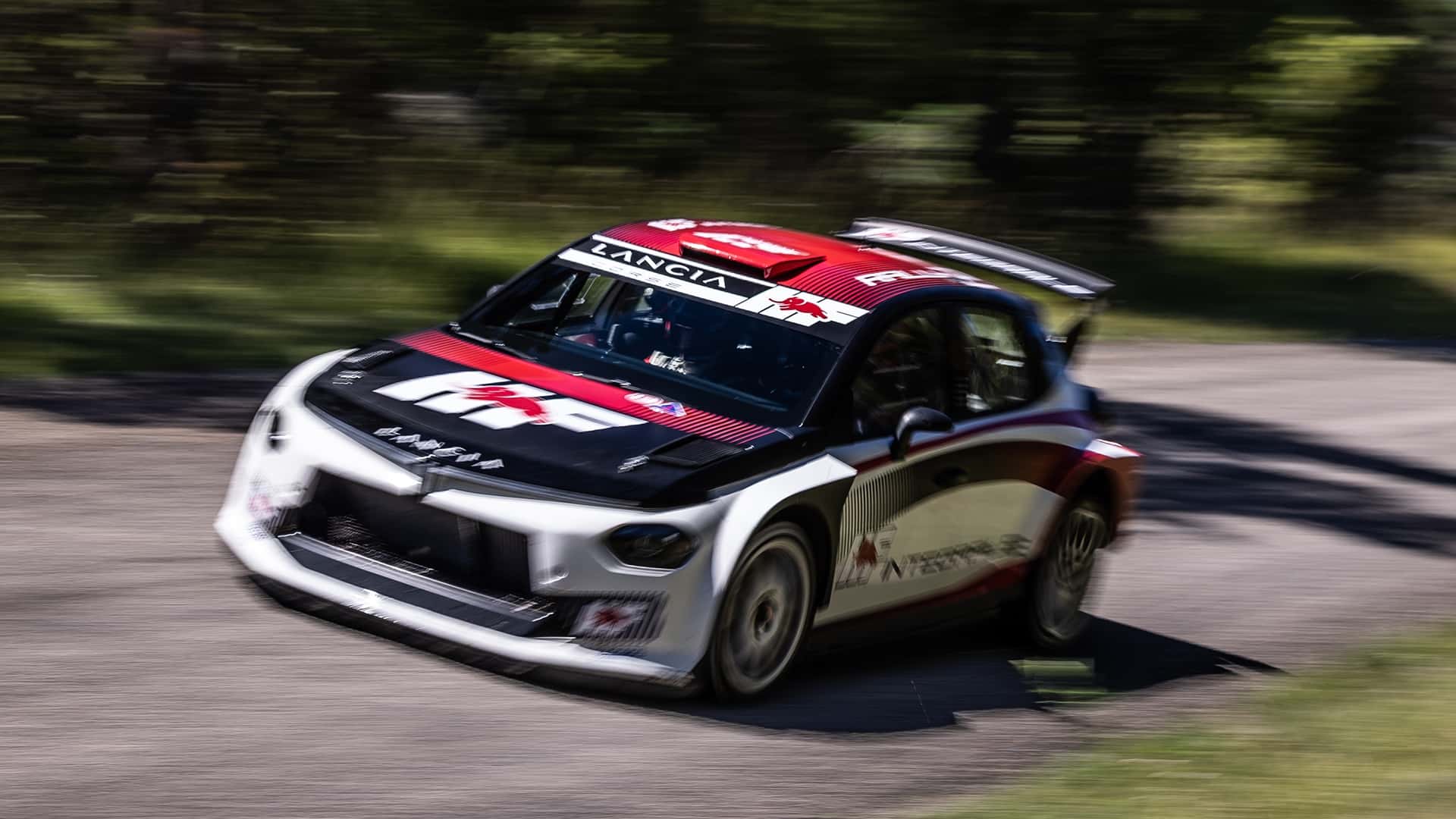 Fotos: Lancia Ypsilon Rally2 HF Integrale | Motor1.com